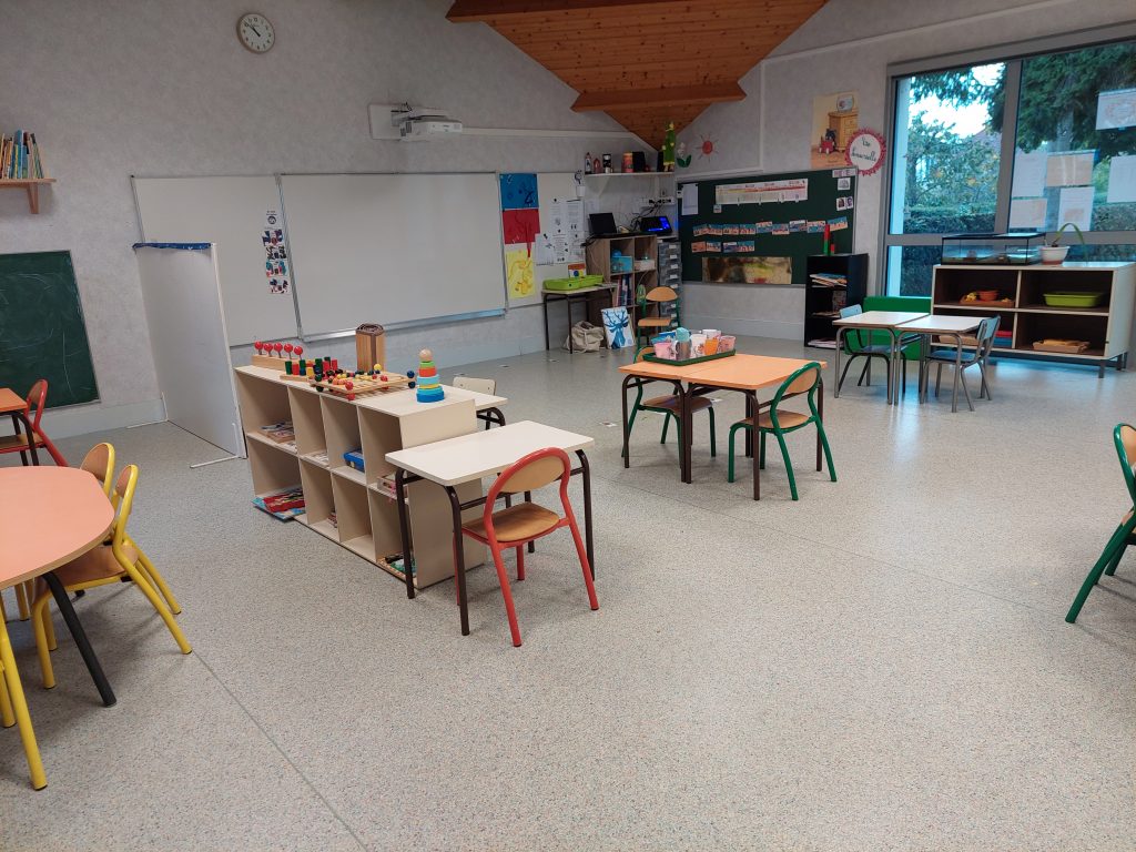Ecole Maternelle Publique Bono Campo G. S. – BONCHAMP-LES-LAVAL » Les classes